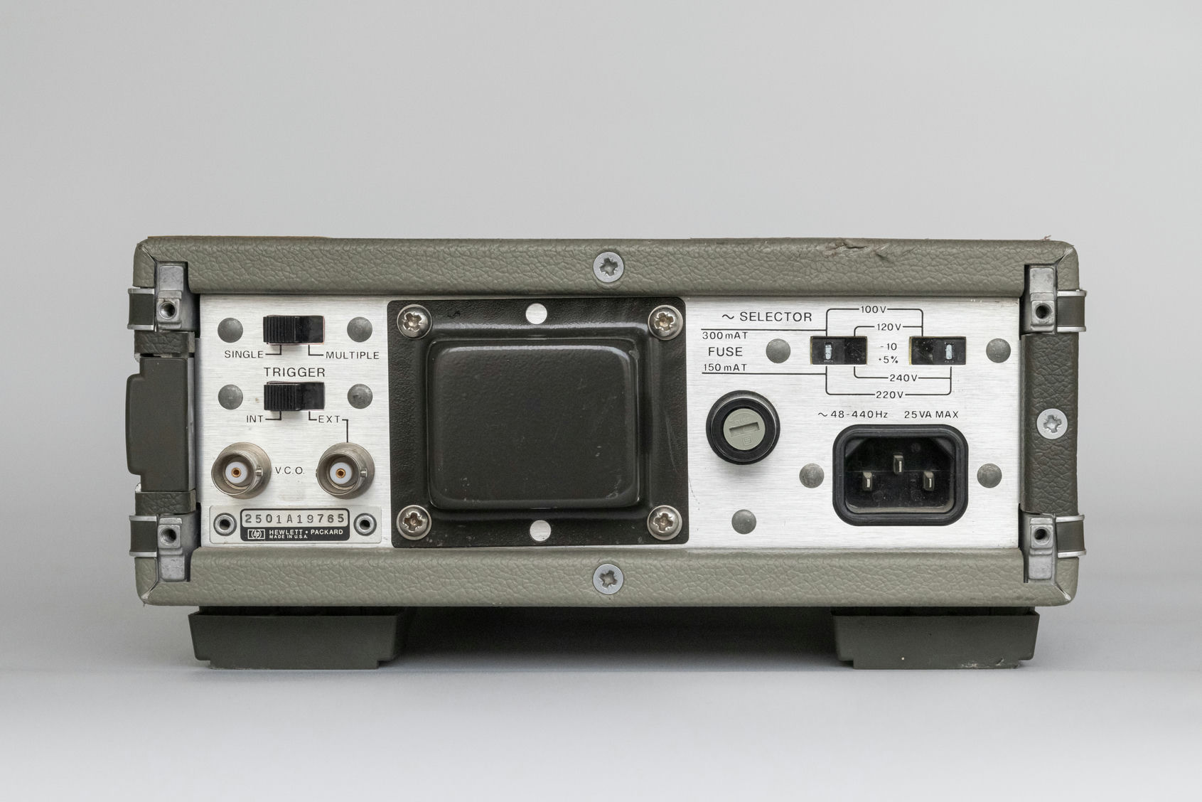 仪表博物馆[04]—HP 3312A模拟信号发生器 - Emoe-Studio